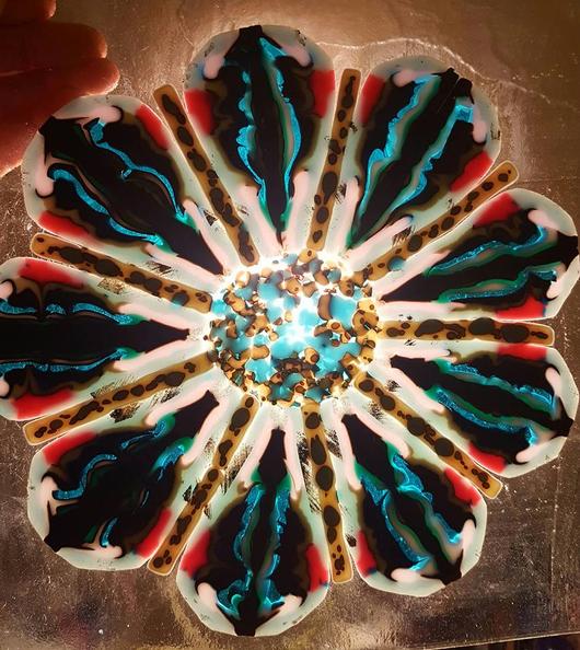 More Classy Flow Bar Plate - Delphi Artist Gallery