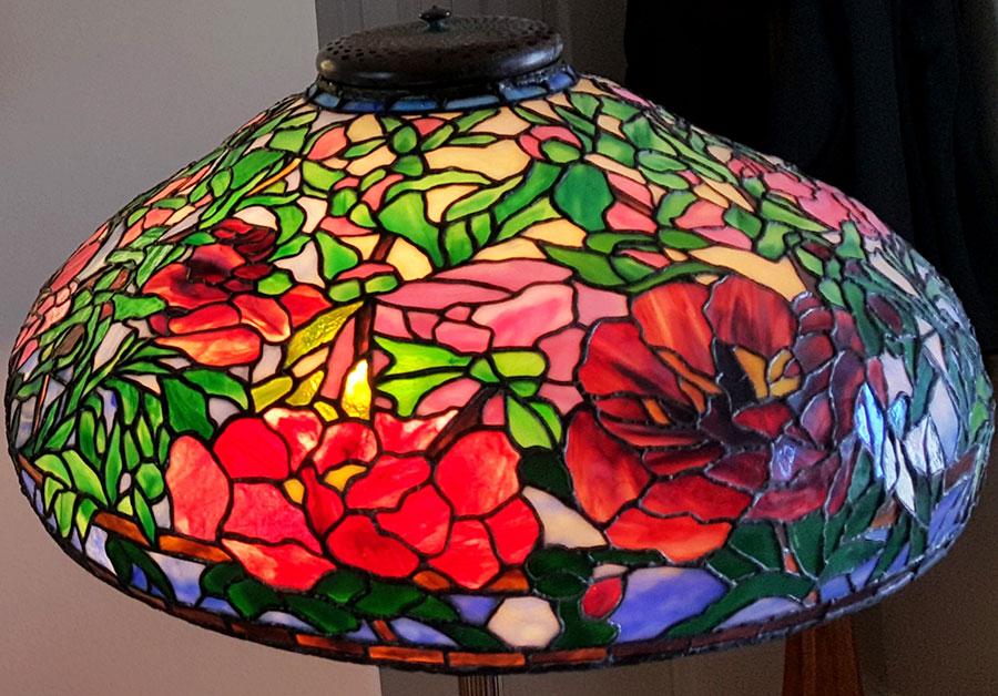 Tiffany-Style Peonies Shade - Delphi Artist Gallery