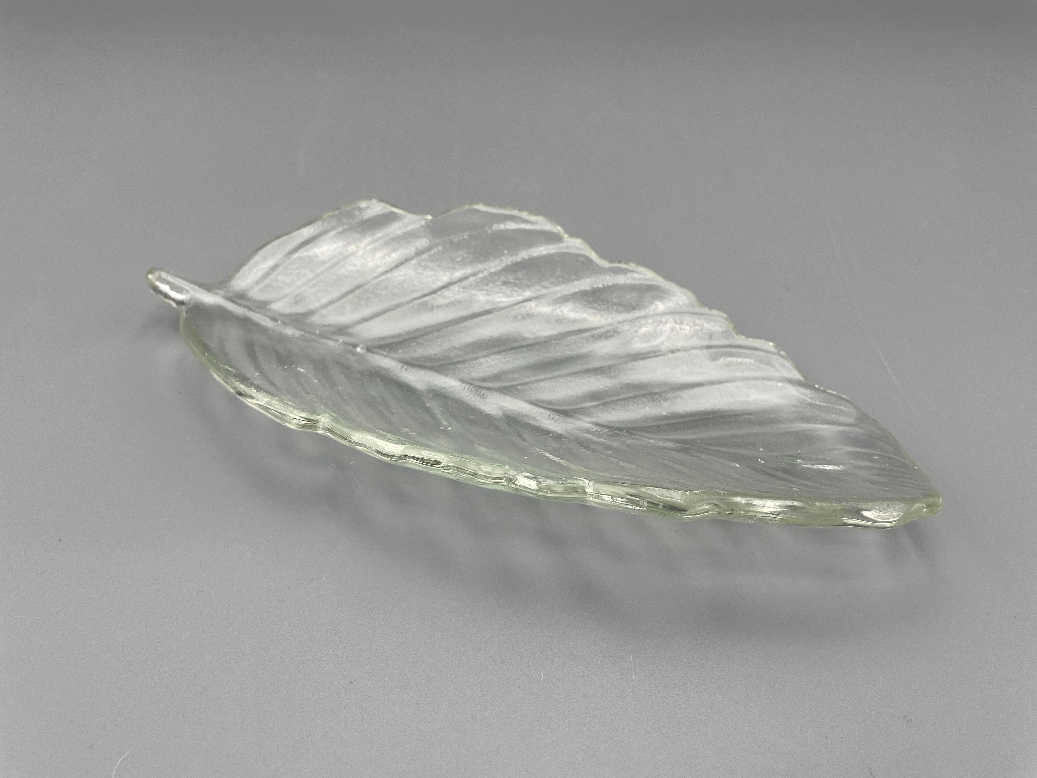 Clear Leaf - Delphi Artist Gallery