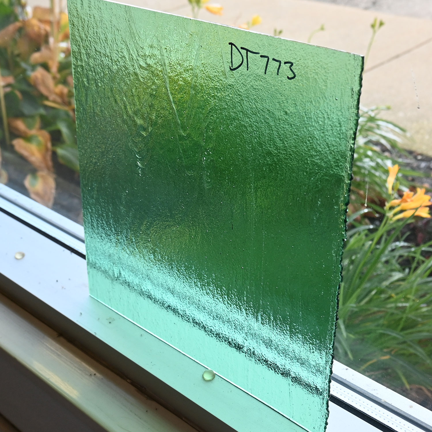 Delphi Superior Mint Transparent - 90 COE | Glass Glass